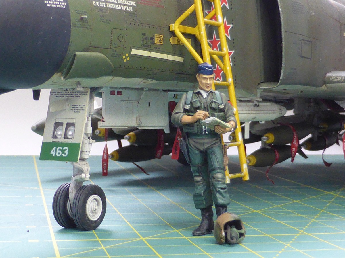 Verlinden Vietnam Era USAF Pilot | MBIQ Models